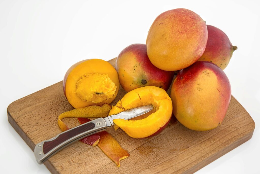 Mangoes for Weight Loss: Benefits, Facts & Smart Ways to Eat in 2025 ...