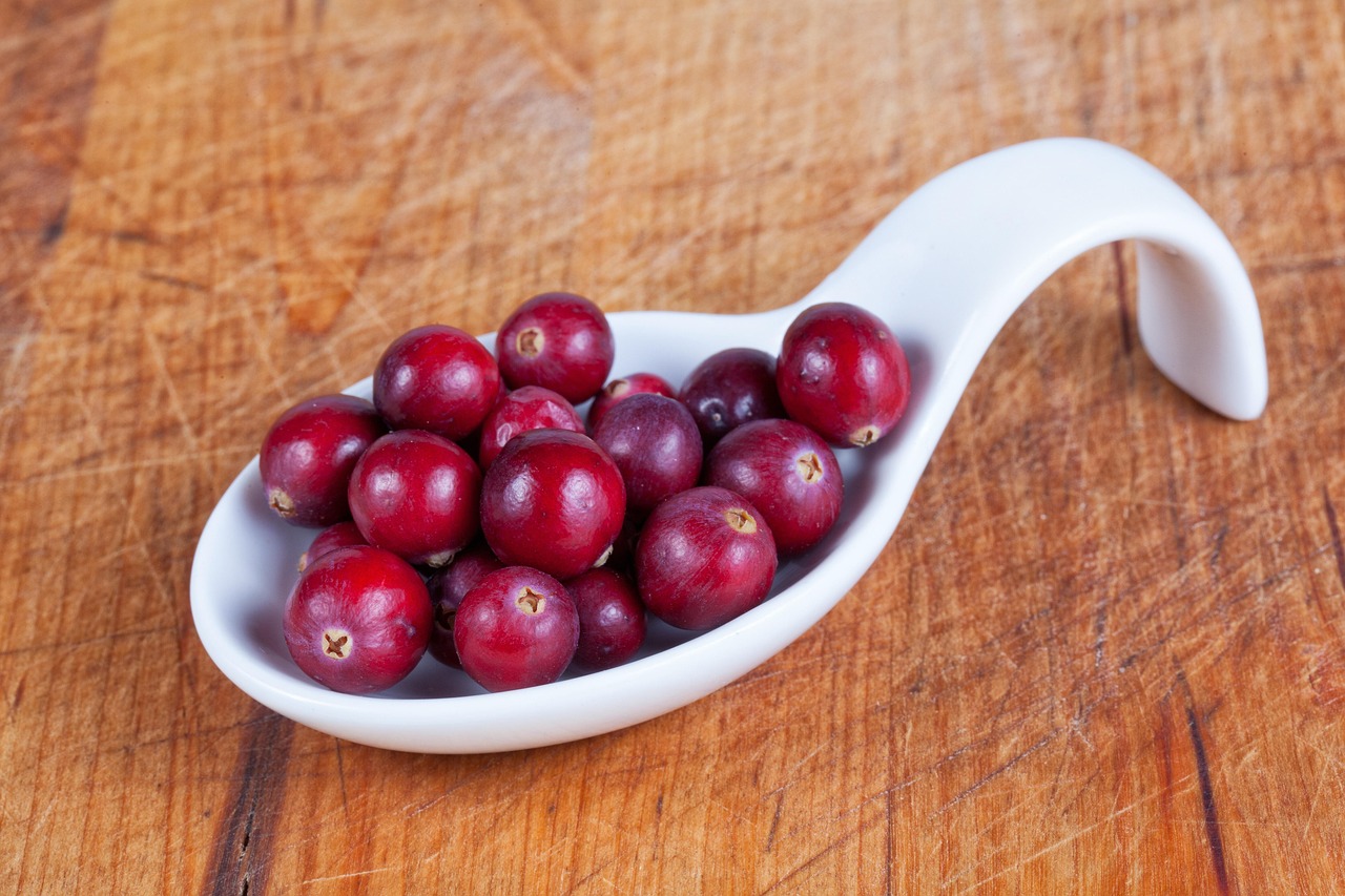 Cranberry for Weight Loss: Science-Backed Benefits and How to Use Them ...